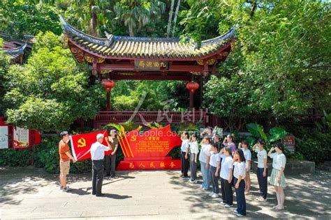 福建福州：古厝“心”语微党课 人民图片网