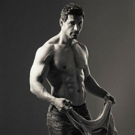 John Abraham body transformation: John Abraham birthday: Dhoom actor's ...