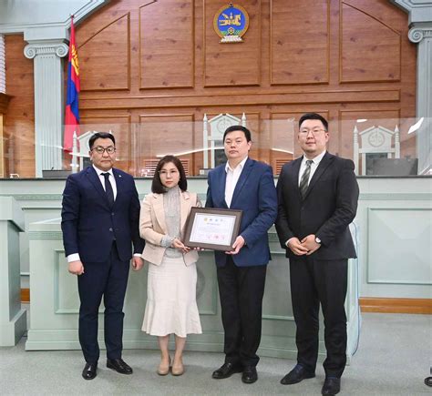 Захиргааны хэрэг шүүхэд хянан шийдвэрлэх ажиллагааг боловсронгуй болгох нь сэдэвт эрдэм