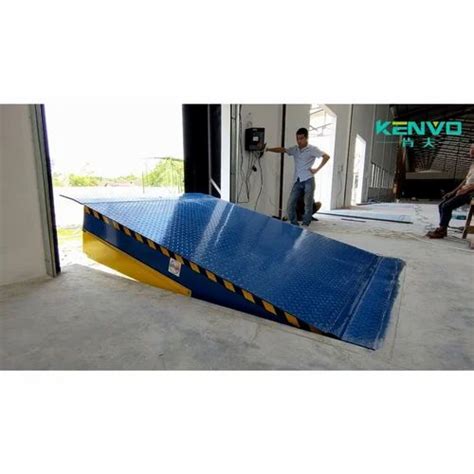 Mm Warehouse Dock Leveler For Industrial Commercial Ton At Rs In Gurugram