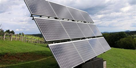 Wind Effects On Ground Mounted Pv Arrays American University In Dubai