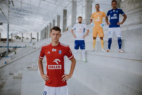 Wisła Płock 2021 22 Third Kit