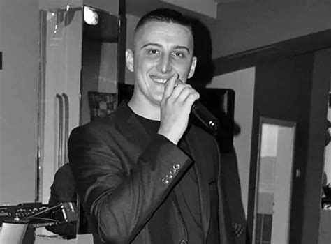 Ko Je Pevač Koji Je Poginuo U Sudaru Kod Gajdobre Mondo