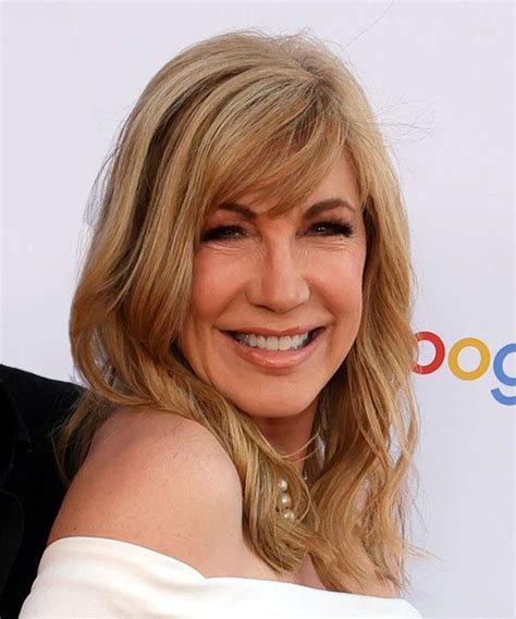 Leeza Gibbons Medium Length Wavy Hairstyle Hairstyles