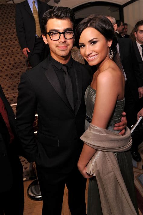 Cody Linley And Demi Lovato Kissing