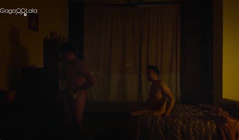 Guy Cleans Up After Gay Sex Video 2