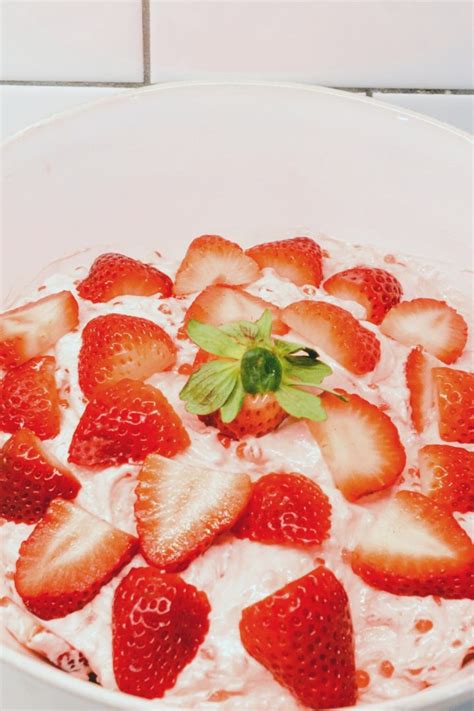 Old Fashioned Strawberry Tapioca Salad Pink Fluff Beyer Eats And Drinks