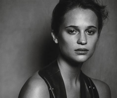 Download Face Swedish Black And White Brunette Actress Celebrity Alicia