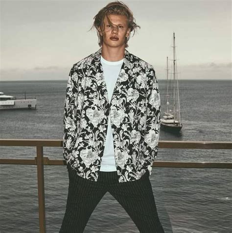 ფეხბურთი ყველაფერია