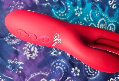 The Flapper Vibrator Automatic G Spot Tongue Ing Review Phallophile