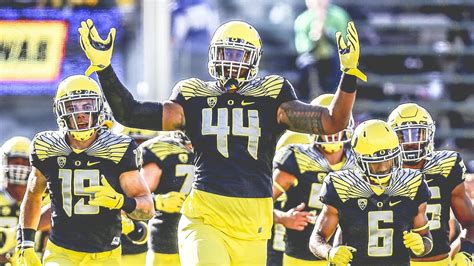 College Highlights Of 49ers Dl Deforest Buckner
