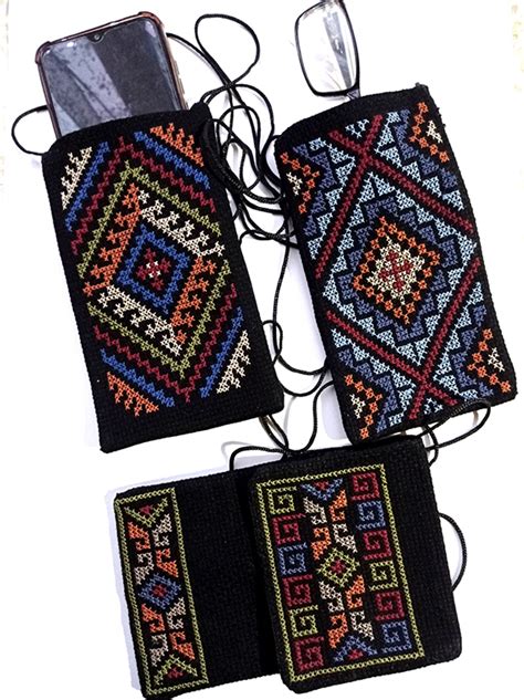 5 შვილი საყვარელი საქმე და ქართული ორნამენტის მრავალფეროვნება გზაპრესი