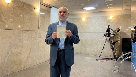 حسن کامران، کاندیدای ریاست جمهوری شد مثل اینکه اوضاع شما خبرنگاران