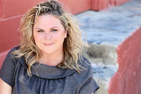 Learn How To Feel Good With Lisa Donahey