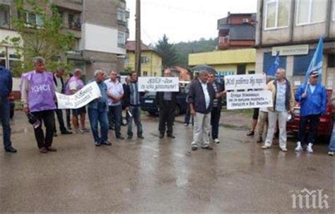 Служителите в „Напоителни системи пак протестират Информационна агенция ПИК