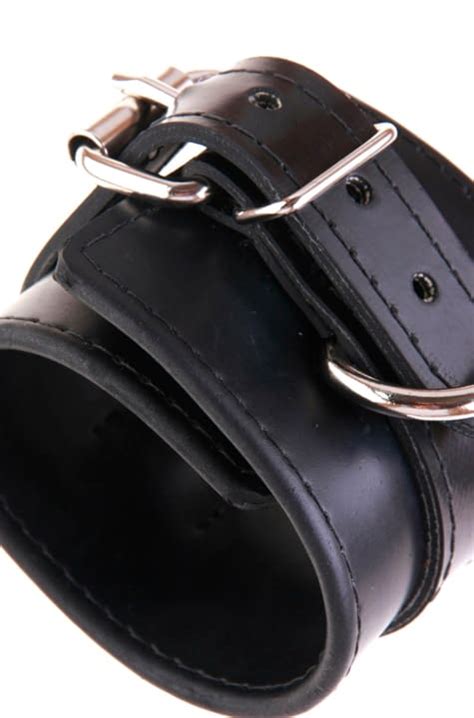 Professional Rubber Cuff Set