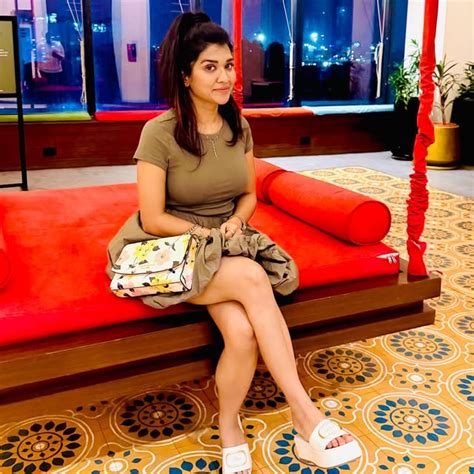 Vishnu Priya Raghavan Priyapalvibes • Instagram Photos And Videos