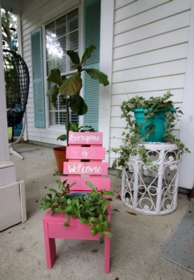 Diy Chair Planter Craftionary