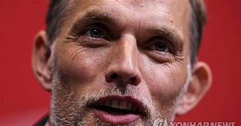 英 축구 암흑의 날 투헬 선임 결사반대 도박하나…독일인 감독 선임 후폭풍