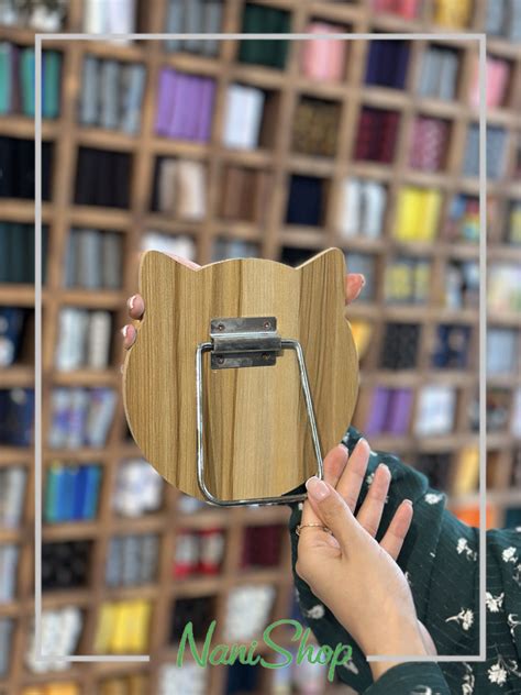 آینه رومیزی چوبی