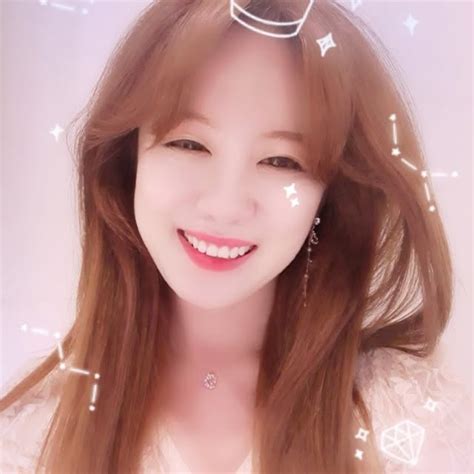 난 아들 둘이야 스님될것 같아 부처도 될것 같아 사리나올것 같아 잘때보면 짠해 그래서 울면서 엄마가 미안해 이래놓고 낼또 나 득음하고 있을껄 이젠 애들 타격없더라 엄마가