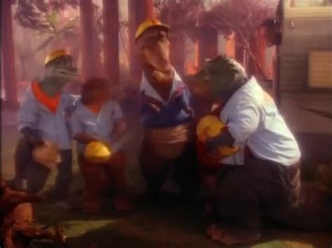 Yarn Dinosaurs Hurling Day Top Video Clips Tv Episode 紗