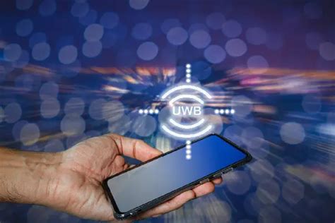 Indoor Tracking The Impact Of Gps And Ultra Wideband On Location