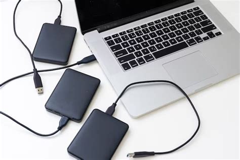 what is usb backup drive darwin s data