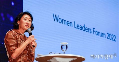 포토 여성 리더십과 정체성 일과 삶의 균형 찾기 아시아경제