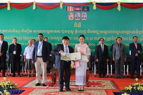 សិស្ស និស្សិតនៃសាលាបច្ចេកទេស និងមជ្ឈមណ្ឌលបណ្តុះបណ្តាលវិជ្ជាជីវៈដុនបូស្កូ ចំនួន ៩៦