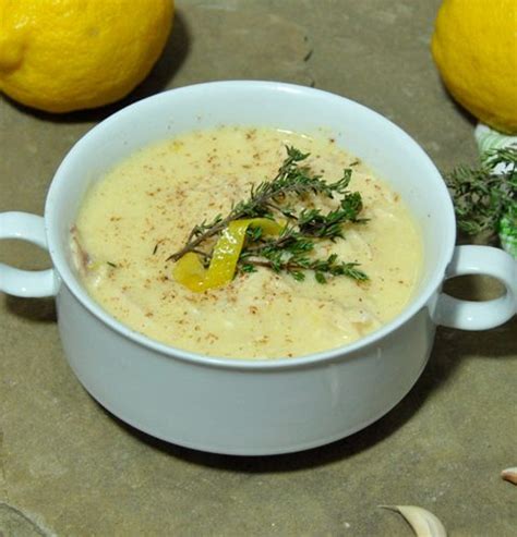 Класическо пиле Фрикасе със сметана и вино