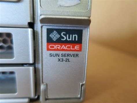 Sun Oracle X3 2l X4270 M3 Cto 0cpu 0mem 2u Rack Mount Server