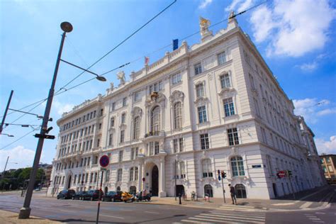 290개 이상의 빈 분리파 스톡 사진 그림 및 Royalty Free 이미지 Istock