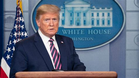 Тръмп наложи вето на резолюция ограничаваща възможностите му за военни действия срещу Иран От