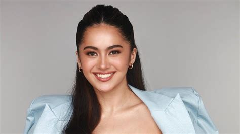 Atasha Muhlach Graduates From University With Honors