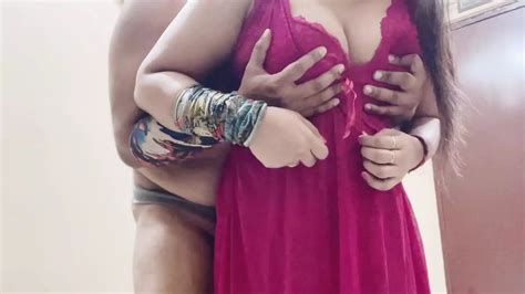 Indian Sex Video Of Beautiful Housewife Wearing Hot Nighty Night Dress