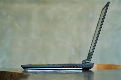 ASUS ROG Strix Hero III Review A Great MOBA Gaming Laptop