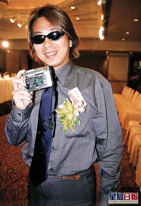 陳伶俐為資優生大仔慶祝24歲 繼父見證許生日願望儀式感滿分 星島日報