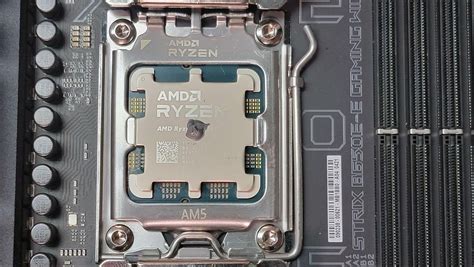 How To Apply Thermal Paste To Your Cpu Toms Hardware
