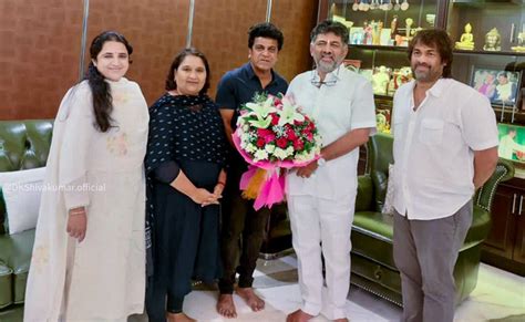 Kannada Actor Shiva Rajkumar Wife Geetha Meet Dy Cm Dkshi Trigger