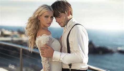 Friendly Sex Hushed Signs Your Friend Wants To Have Sex With You Whisper Advice