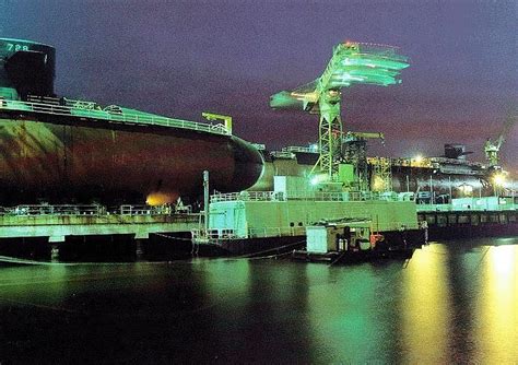 Typhoon Class Pool Relaxation Room And Garden Rsubmarines