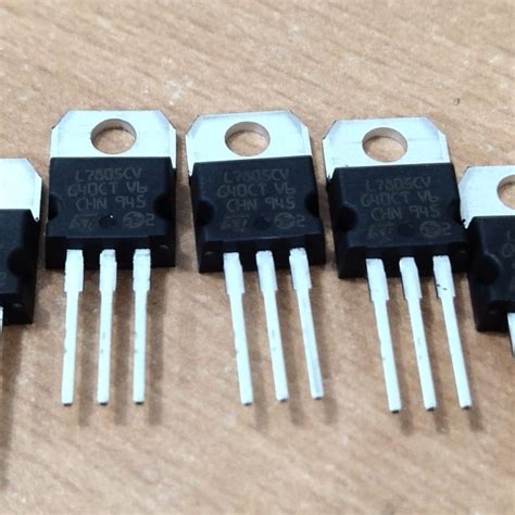 Jual Ic Voltage Regulator Mosfet Transistor L7805 L7805cv To 220 Jakarta Barat Okehokki