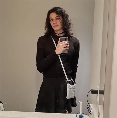 Pov Your Femboy Bf Getting Ready For The Dinner Date Scrolller