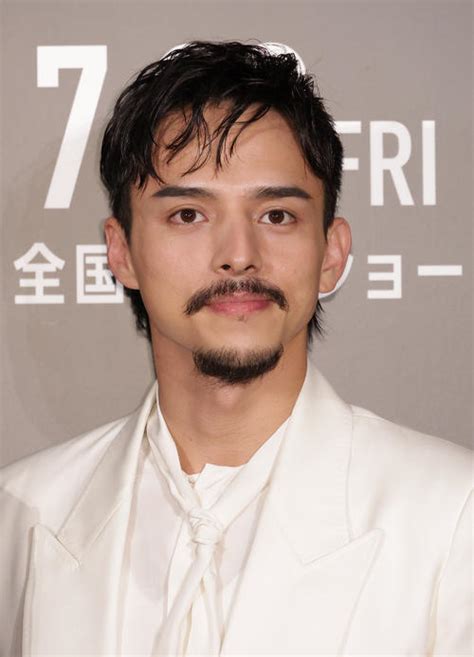 【巨人】24日の中日戦で満島真之介が始球式「一生忘れられない最高の時間に出来るよう全力で」 プロ野球 日刊スポーツ