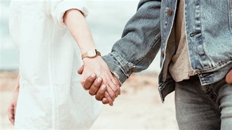 How Does Emotional Dependency Affect Self Esteem 2025