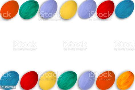 행복 한 부활절 카드입니다 고립 된 흰색 배경에 화려한 반짝 부활절 달걀 텍스트의 공간을 복사 합니다 0명에 대한 스톡 사진 및 기타 이미지 Istock