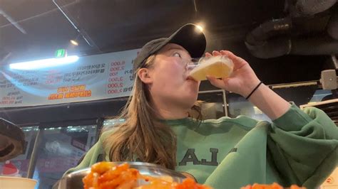 먹방브이로그 연말과 신년은 먹고 붓는거 아닌가 ㅎㅎ 삼겹살 본죽비빔밥 부상투혼 술먹방 Youtube