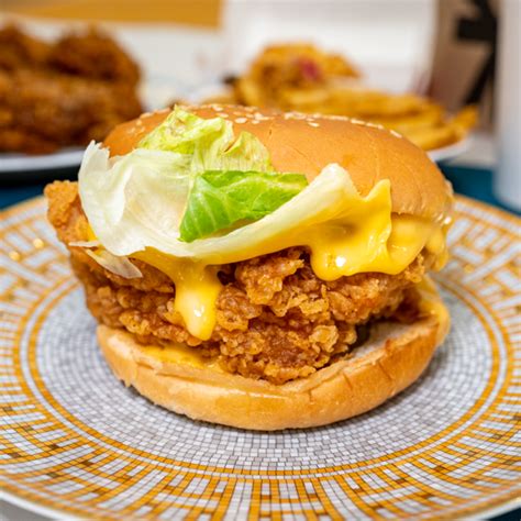 Kfc 신메뉴 블랙라벨치즈징거버거 다 갖춘 맛 네이버 블로그