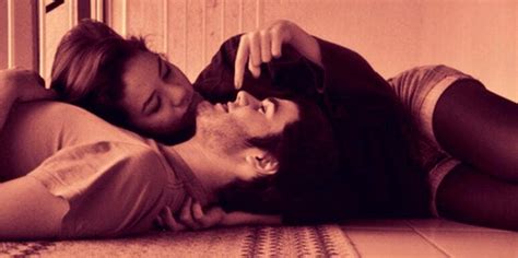 I Love You These Are The Signs He Loves You Video Yourtango